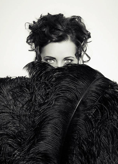 Contact – Anna Deacon Couture